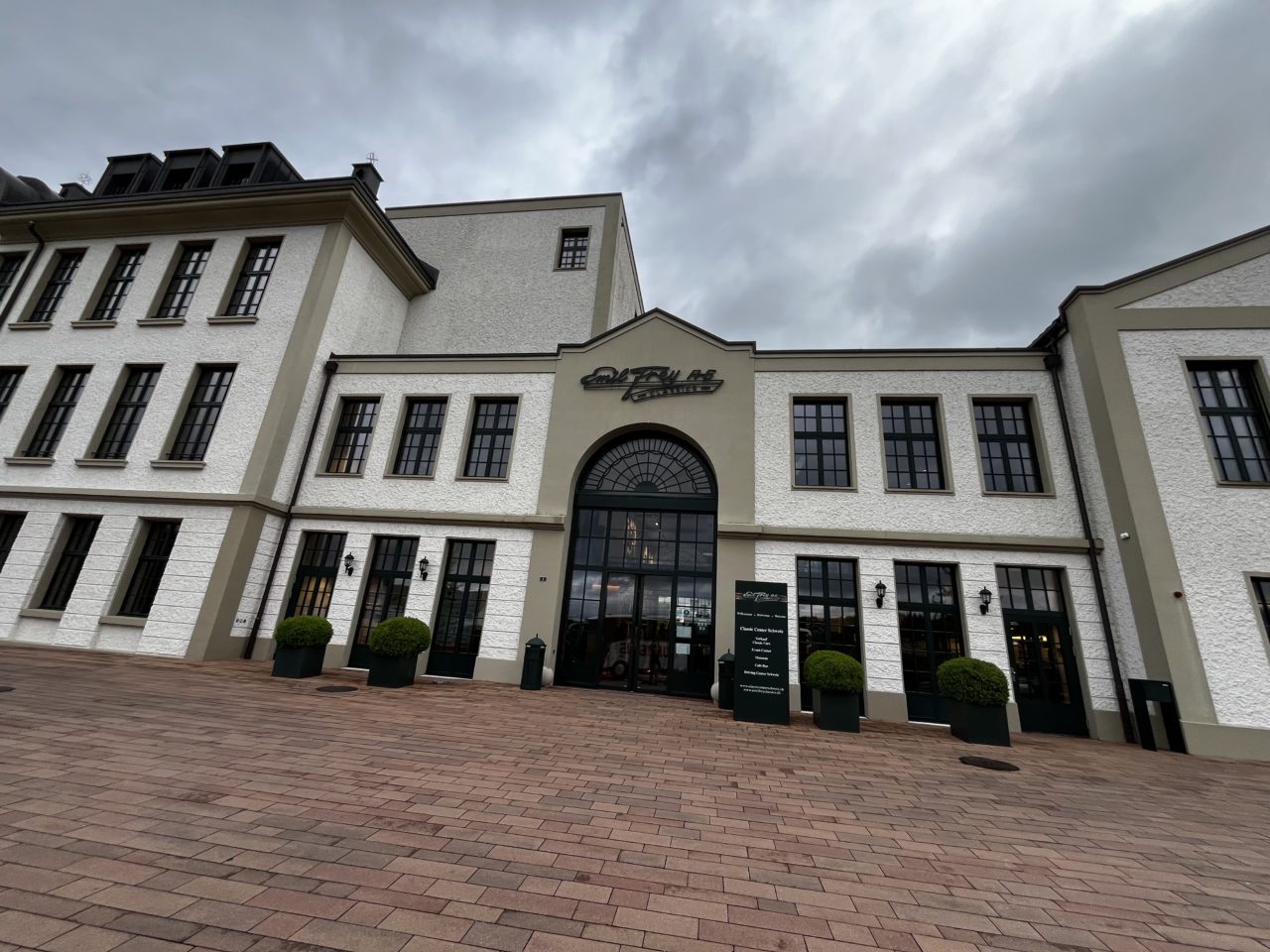 LE GROUPE EMIL FREY - Auto Focus